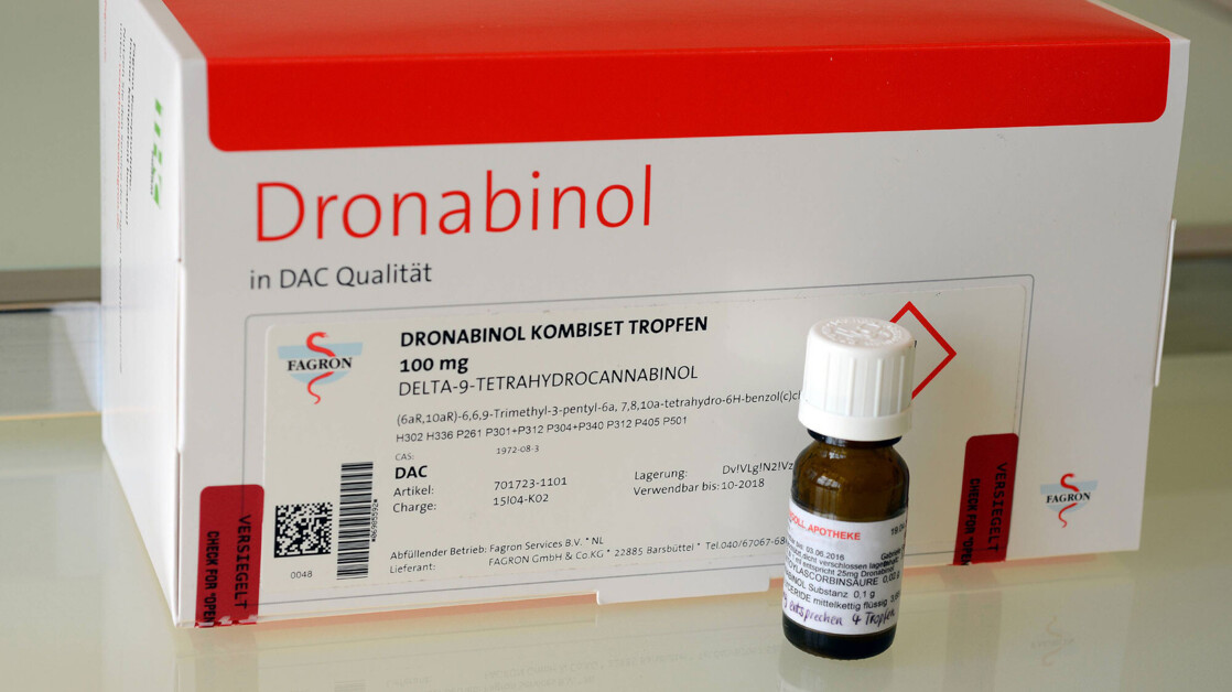 Tipps zur Herstel­lung einer öligen Dronabinol-Lösung - PTAheute