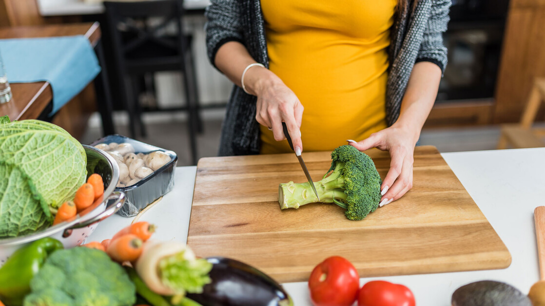 Als Schwangere besser pflanzen­basiert ernähren? - PTAheute